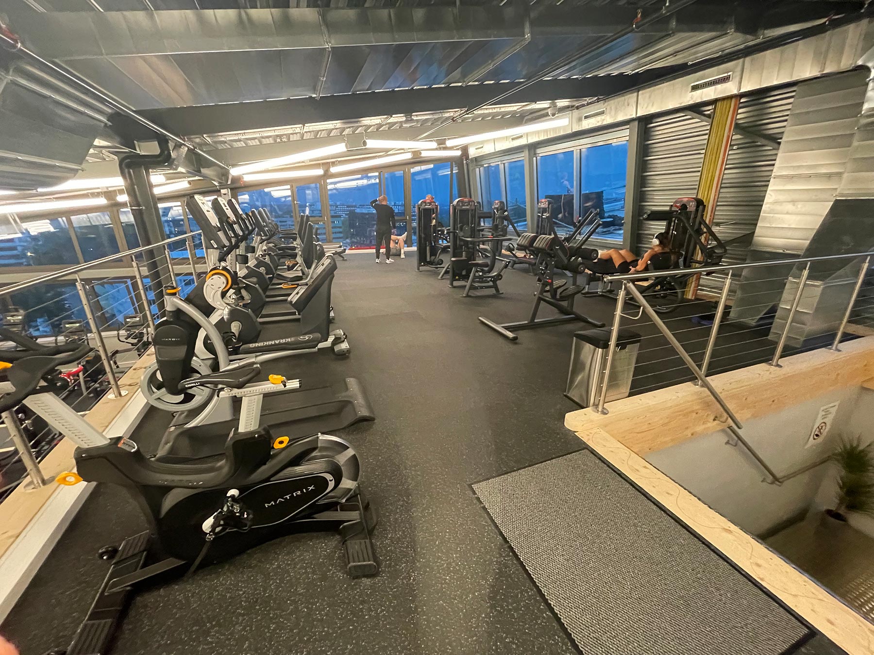 Sunset Gym - Le Fitness de Small City - Un fitness pour tous